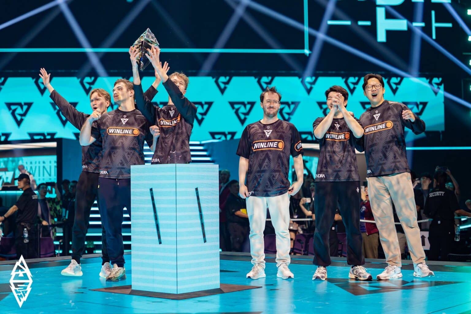 Veno on winning Fortnite FNCS Major 1 Europe 2025 finals and qualifying ...